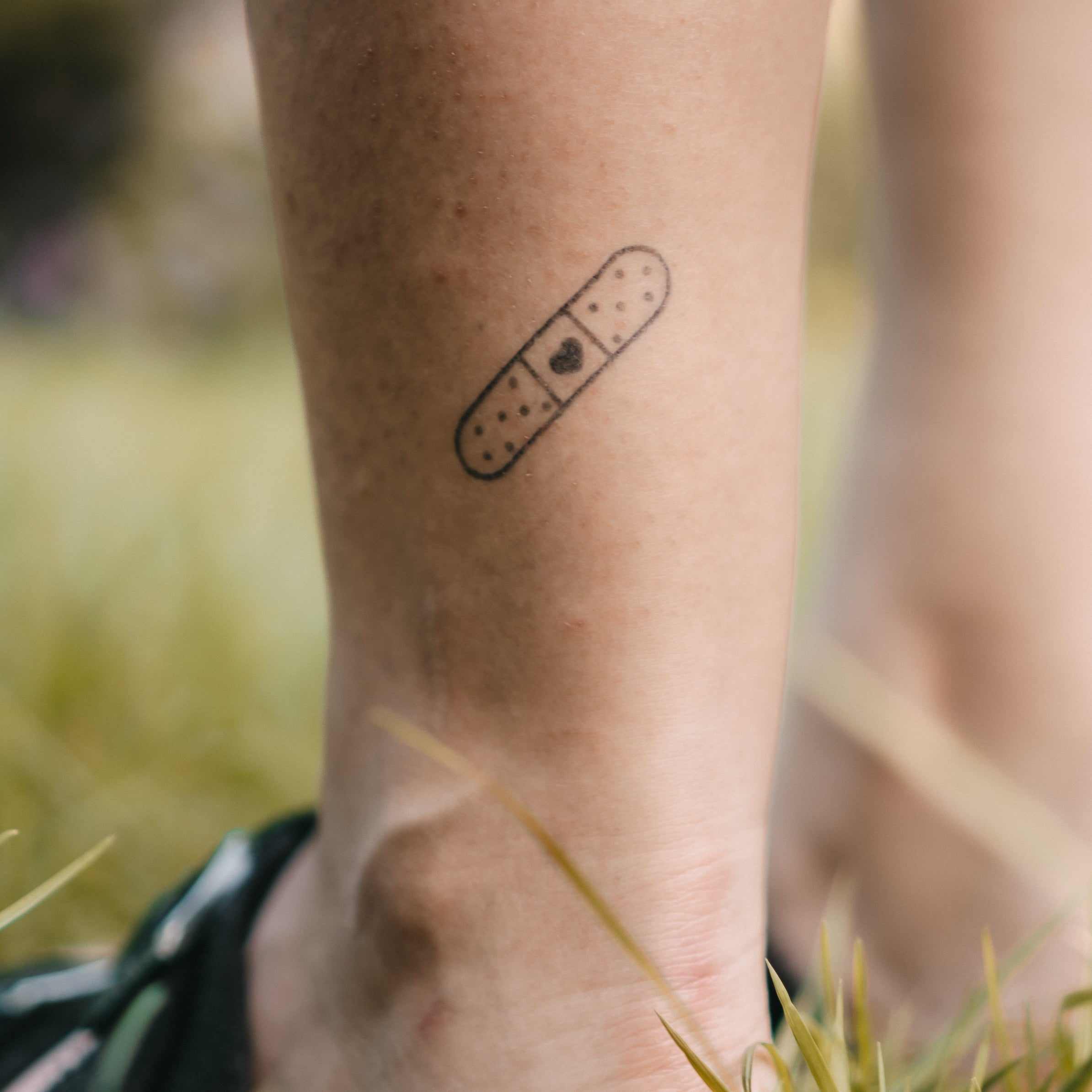 Herz Pflaster | 2 Wochen Temporäres Tattoo | Inkster